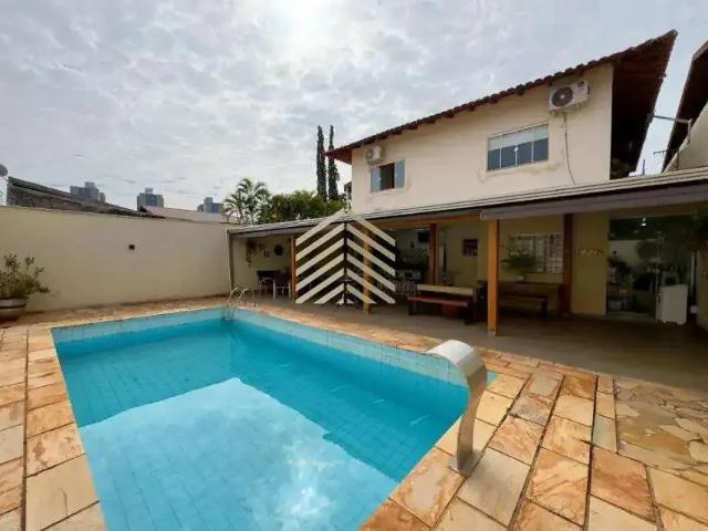 Casa / Sobrado para Venda em Londrina/PR San Fernando 4 Quartos