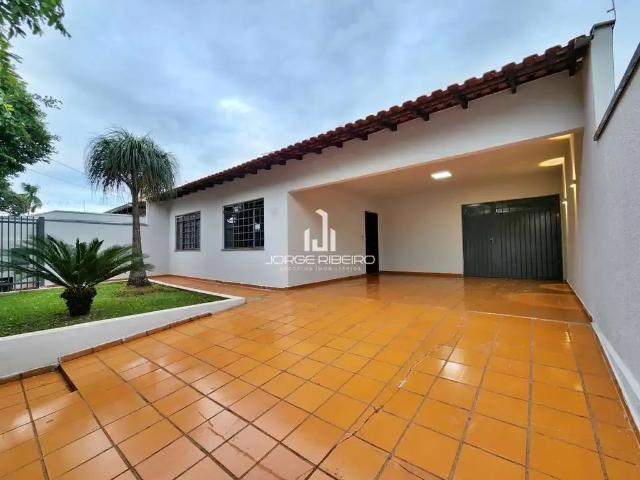 Casa / Sobrado para Venda em Londrina/PR San Fernando 3 Quartos