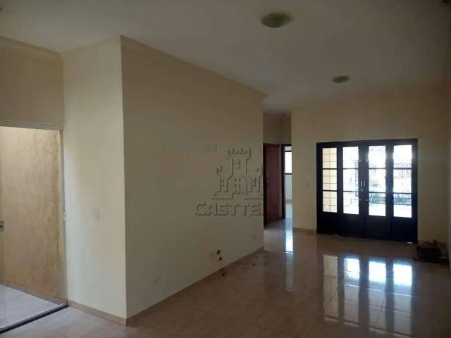Casa / Sobrado para Venda em Londrina/PR San Fernando 3 Quartos