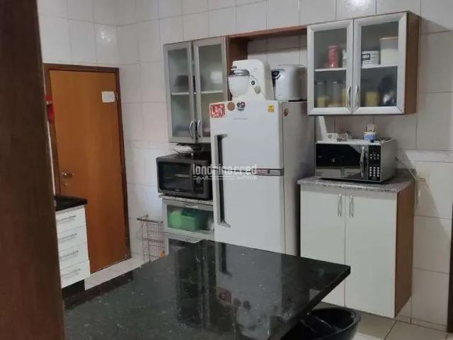 Casa / Sobrado para Venda em Londrina/PR San Fernando 3 Quartos