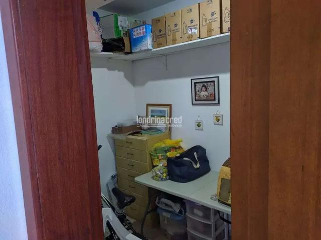Casa / Sobrado para Venda em Londrina/PR Santa Mônica 4 Quartos