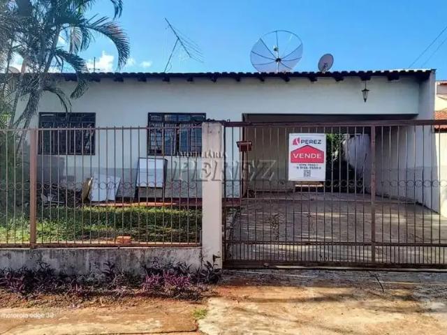 Casa / Sobrado para Venda em Londrina/PR Santa Mônica 4 Quartos