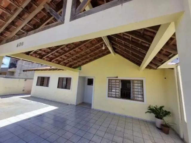 Casa / Sobrado para Venda em Londrina/PR Santa Mônica 4 Quartos
