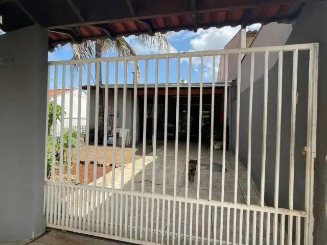 Casa / Sobrado para Venda em Londrina/PR Santa Mônica 6 Quartos
