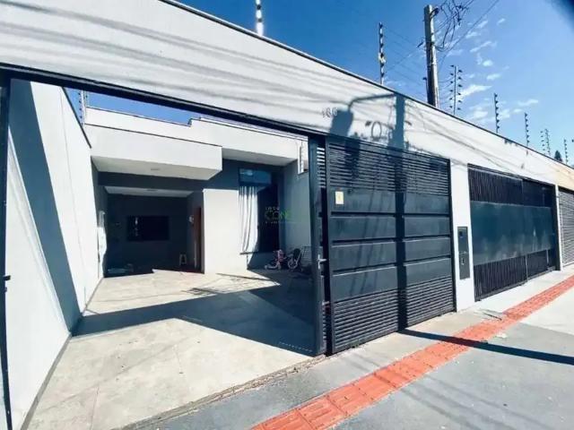 Casa / Sobrado para Venda em Londrina/PR Santa Mônica 3 Quartos