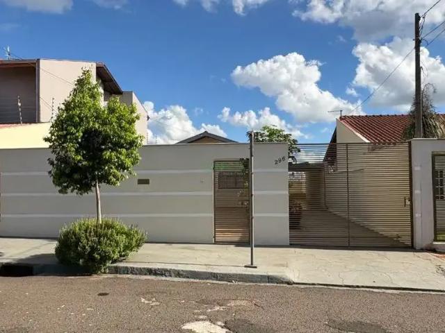 Casa / Sobrado para Venda em Londrina/PR Santa Mônica 3 Quartos