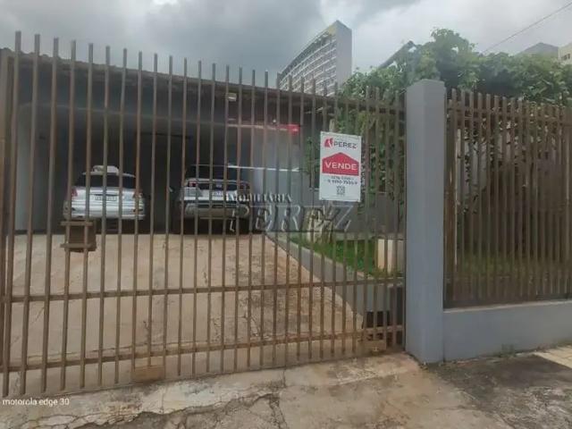 Casa / Sobrado para Venda em Londrina/PR Santa Rosa 3 Quartos