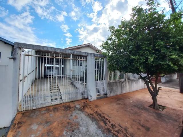 Casa / Sobrado para Venda em Londrina/PR Sebastião de Melo César 2 Quartos