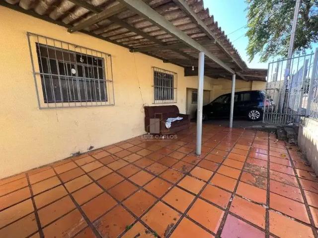 Casa / Sobrado para Venda em Londrina/PR Sol 3 Quartos