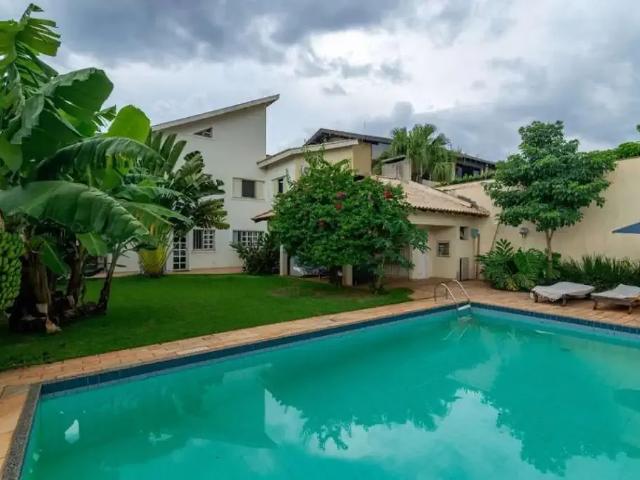 Casa / Sobrado para Venda em Londrina/PR Tucano 4 Quartos