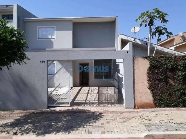 Casa / Sobrado para Venda em Londrina/PR Tucano 4 Quartos