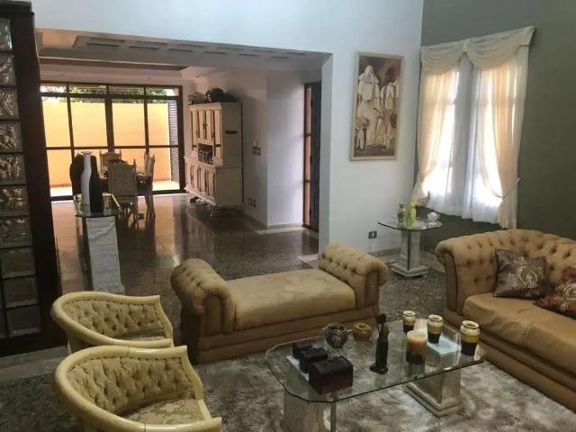 Casa / Sobrado para Venda em Londrina/PR Tucano 4 Quartos