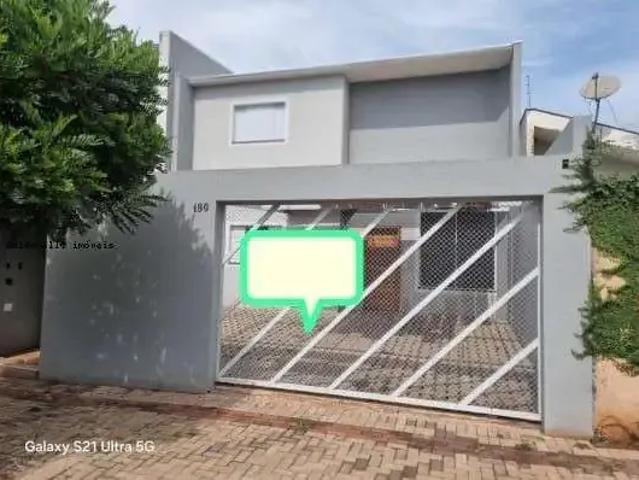 Casa / Sobrado para Venda em Londrina/PR Tucano 4 Quartos