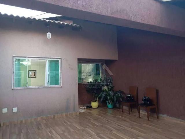 Casa / Sobrado para Venda em Londrina/PR Três Marcos 3 Quartos