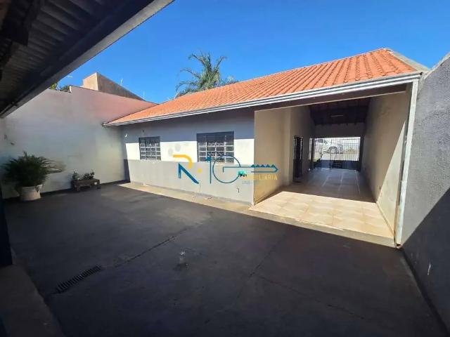 Casa / Sobrado para Venda em Londrina/PR Três Marcos 3 Quartos