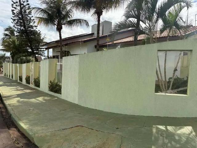 Casa / Sobrado para Venda em Londrina/PR Vale de San Izidro 3 Quartos