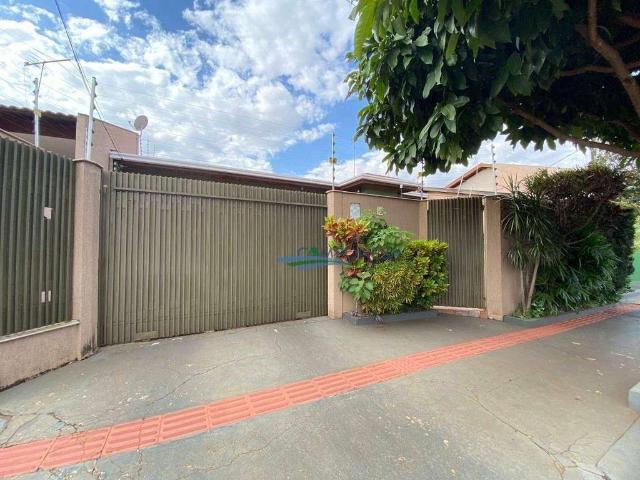Casa / Sobrado para Venda em Londrina/PR Vale de San Izidro 3 Quartos