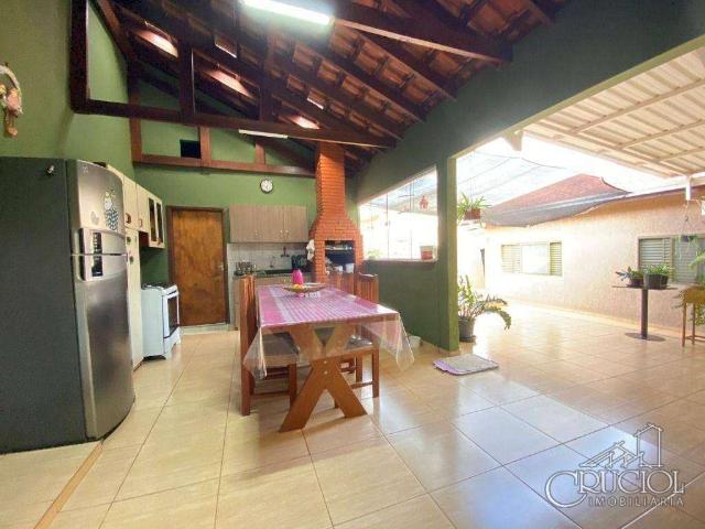 Casa / Sobrado para Venda em Londrina/PR Vale de San Izidro 3 Quartos