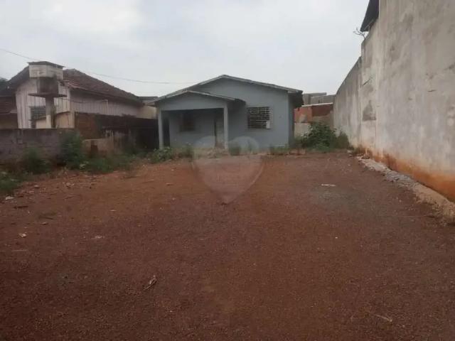 Casa / Sobrado para Venda em Londrina/PR Vila Casoni 3 Quartos