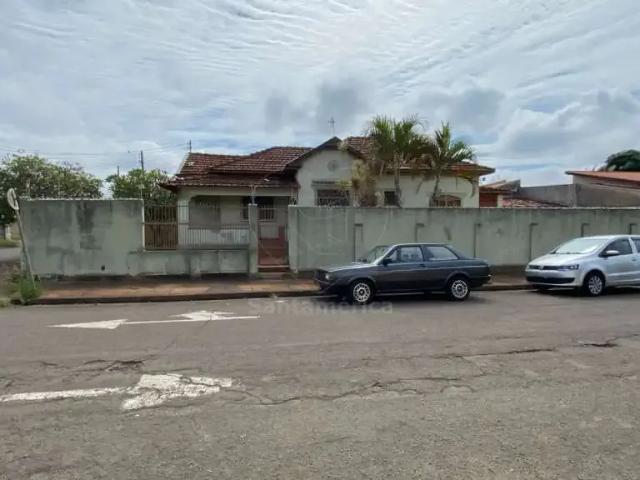 Casa / Sobrado para Venda em Londrina/PR Vila Goes 3 Quartos