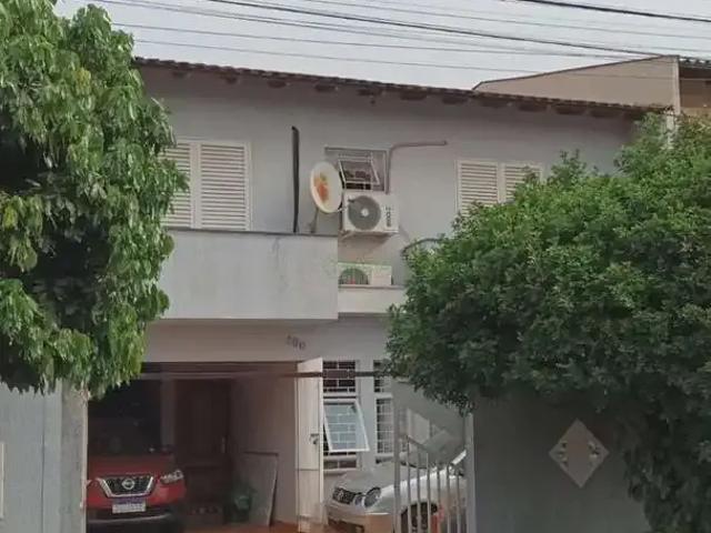 Casa / Sobrado para Venda em Londrina/PR Vila Nova 3 Quartos
