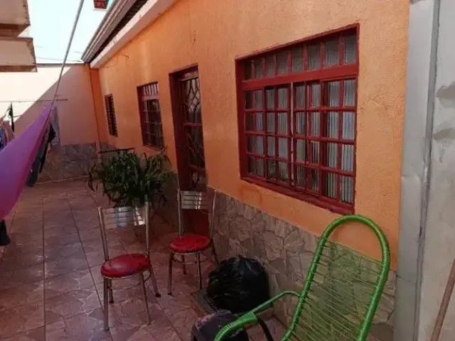 Casa / Sobrado para Venda em Londrina/PR Vila Ricardo 4 Quartos