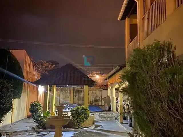 Casa / Sobrado para Venda em Lorena/SP Vila Nunes 3 Quartos