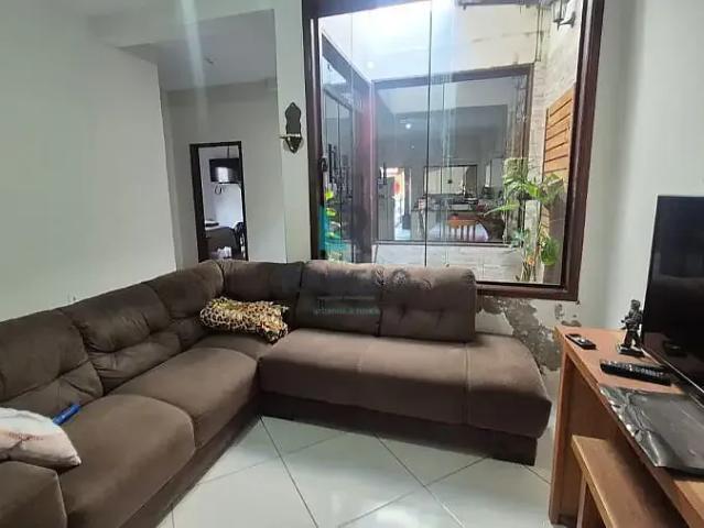 Casa / Sobrado para Venda em Lorena/SP Vila São Roque 2 Quartos