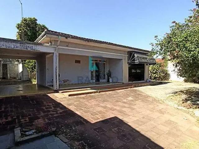 Casa / Sobrado para Venda em Lorena/SP Cidade Industrial 3 Quartos
