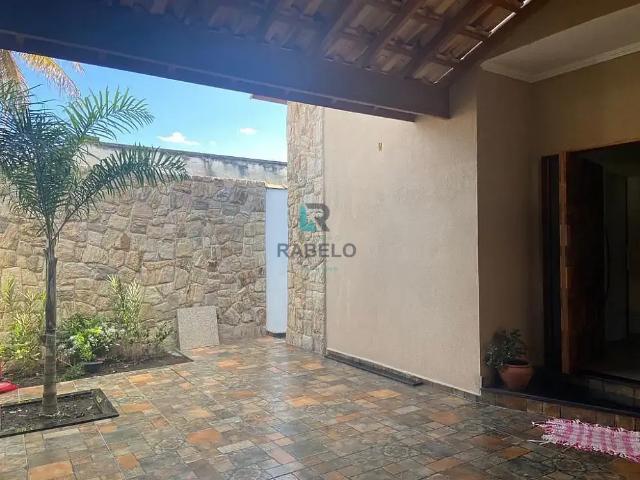 Casa / Sobrado para Venda em Lorena/SP Cruz 4 Quartos