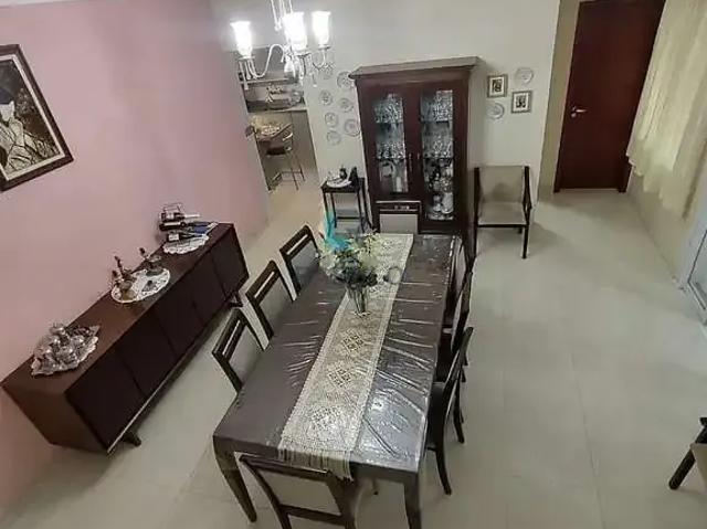 Casa / Sobrado para Venda em Lorena/SP Cruz 4 Quartos