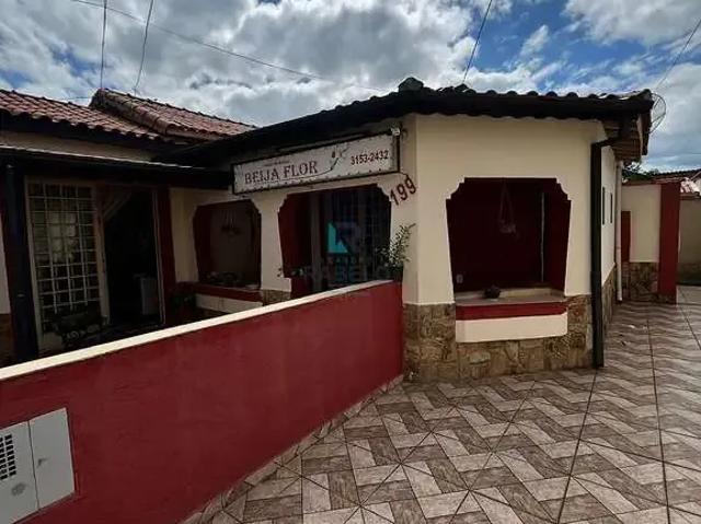 Casa / Sobrado para Venda em Lorena/SP Nova Lorena 4 Quartos