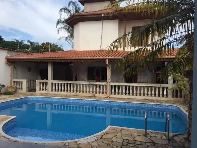 Casa / Sobrado para Venda em Lorena/SP Parque Mondesir 4 Quartos