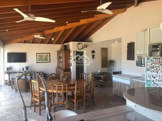 Casa / Sobrado para Venda em Louveira/SP Centro 3 Quartos