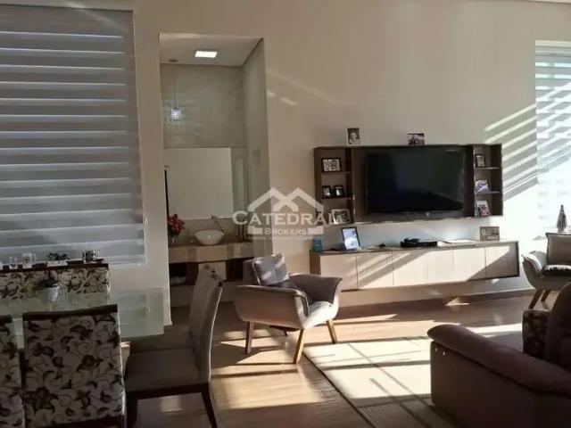Casa / Sobrado para Venda em Louveira/SP Centro 3 Quartos