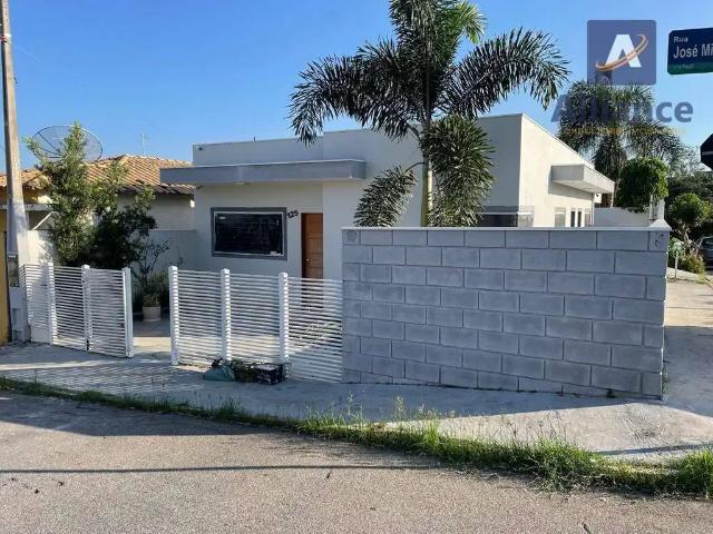 Casa / Sobrado para Venda em Louveira/SP Vila Pasti 3 Quartos