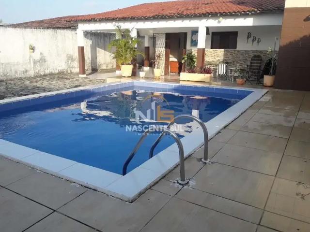 Casa / Sobrado para Venda em Lucena/PB Centro 3 Quartos