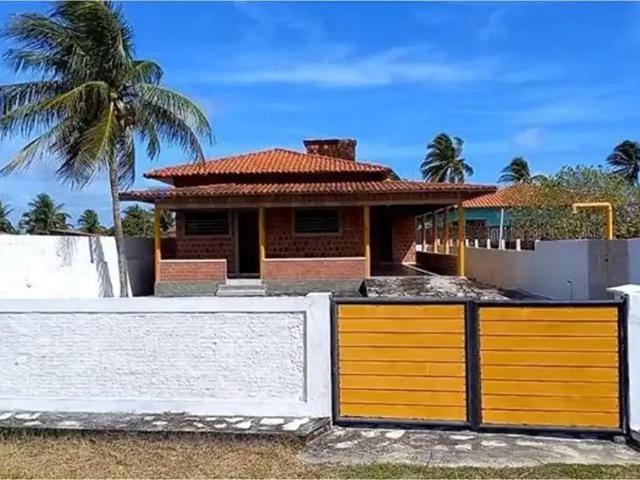 Casa / Sobrado para Venda em Lucena/PB Centro 3 Quartos