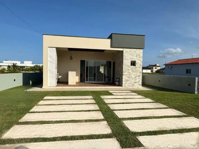 Casa / Sobrado para Venda em Lucena/PB Centro 3 Quartos