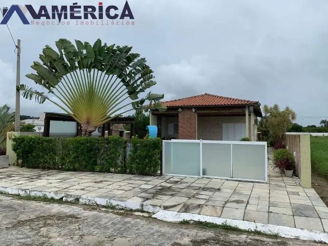 Casa / Sobrado para Venda em Lucena/PB Praia de Camaçari 3 Quartos