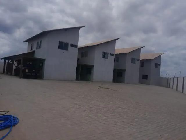Casa / Sobrado para Venda em Luís Correia/PI Coqueiro 3 Quartos