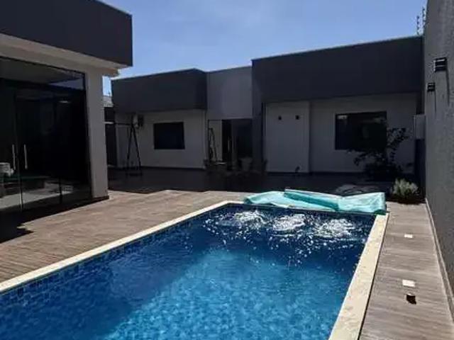 Casa / Sobrado para Venda em Luís Eduardo Magalhães/BA Universitário 4 Quartos