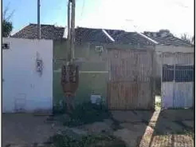 Casa / Sobrado para Venda em Luziânia/GO Centro 2 Quartos