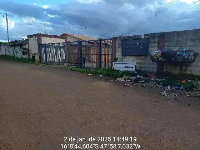 Casa / Sobrado para Venda em Luziânia/GO Chácaras Marajoara 2 Quartos