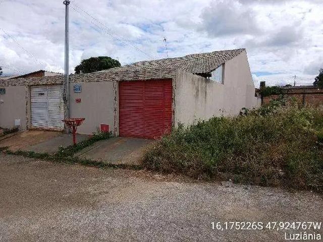 Casa / Sobrado para Venda em Luziânia/GO Cidade Industrial Fracaroli 2 Quartos