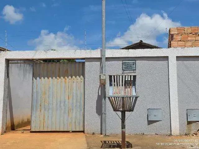Casa / Sobrado para Venda em Luziânia/GO Cidade Industrial Fracaroli 2 Quartos