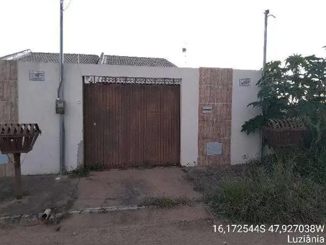 Casa / Sobrado para Venda em Luziânia/GO Cidade Industrial Fracaroli 2 Quartos