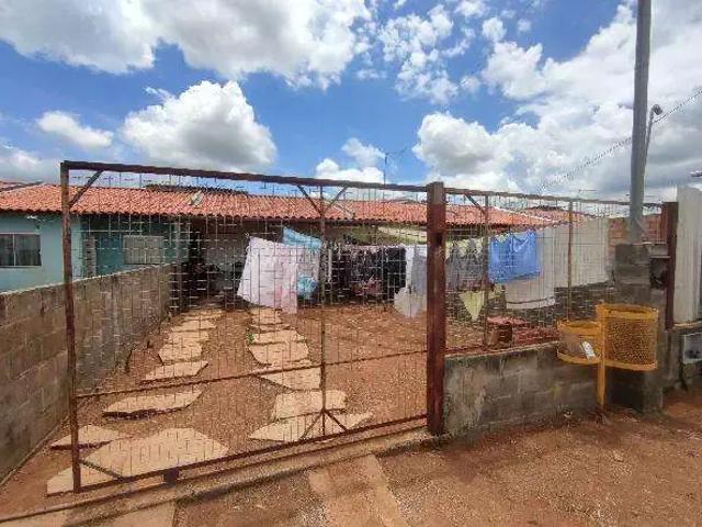 Casa / Sobrado para Venda em Luziânia/GO Jardim Bandeirante 2 Quartos