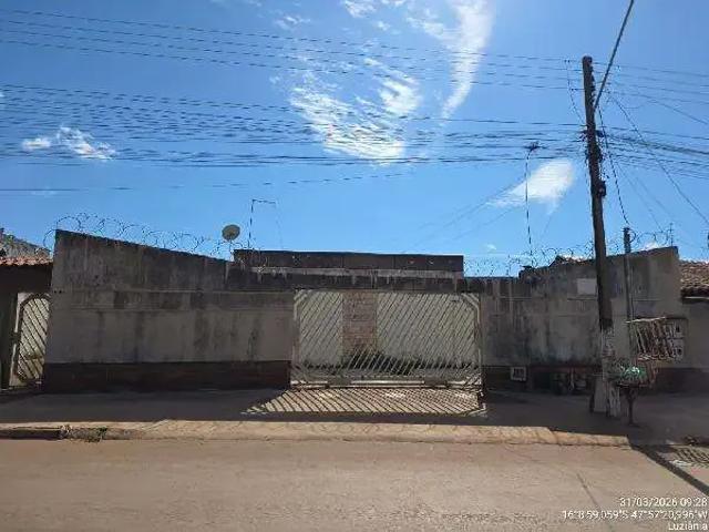 Casa / Sobrado para Venda em Luziânia/GO Jardim do Ingá 2 Quartos