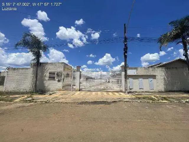 Casa / Sobrado para Venda em Luziânia/GO Jardim Planalto 2 Quartos